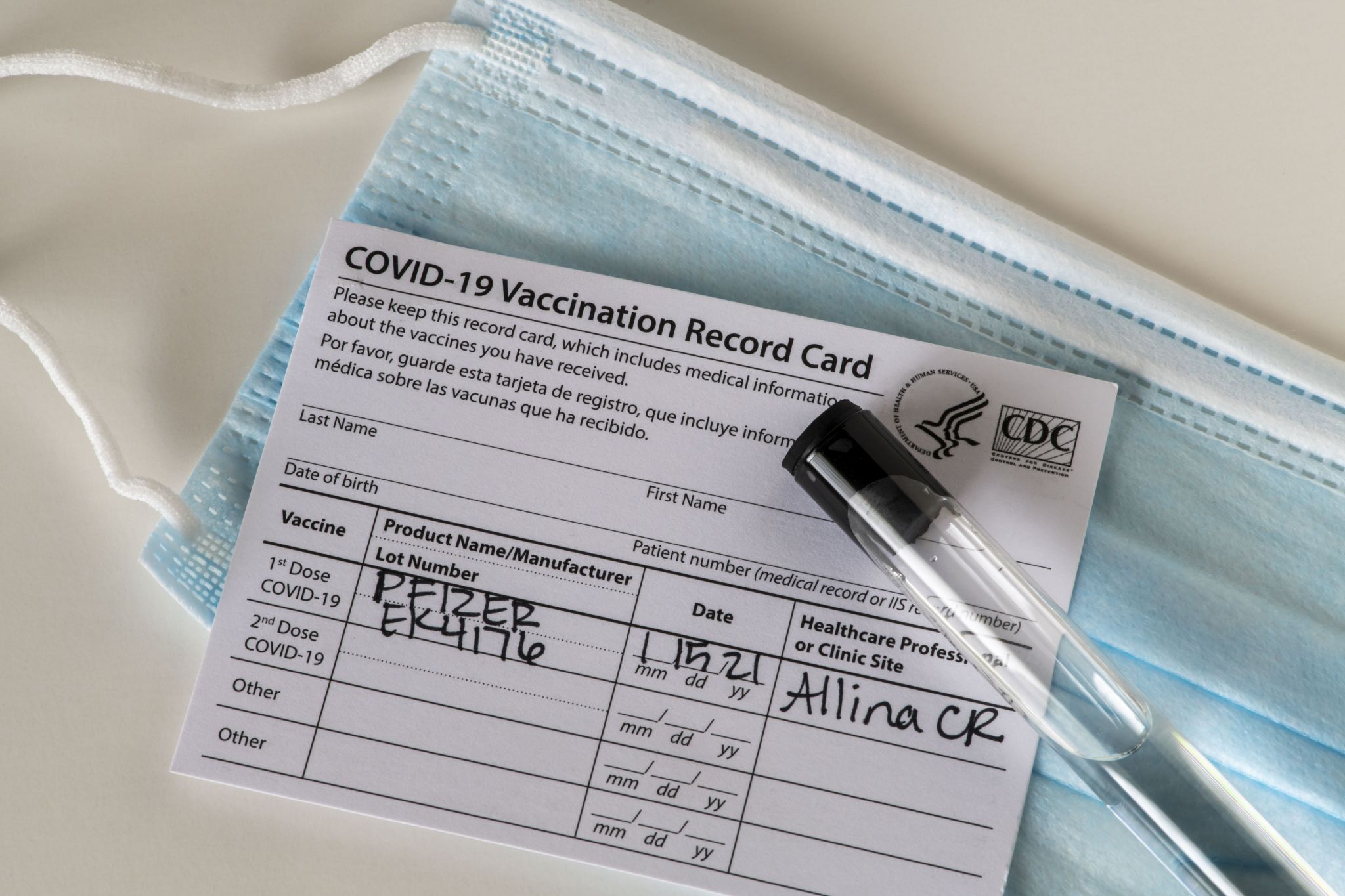 HUNDREDS OF FAKE VACCINE CARDS SEIZED AT THE US/CANADA BORDER. - Rafamall